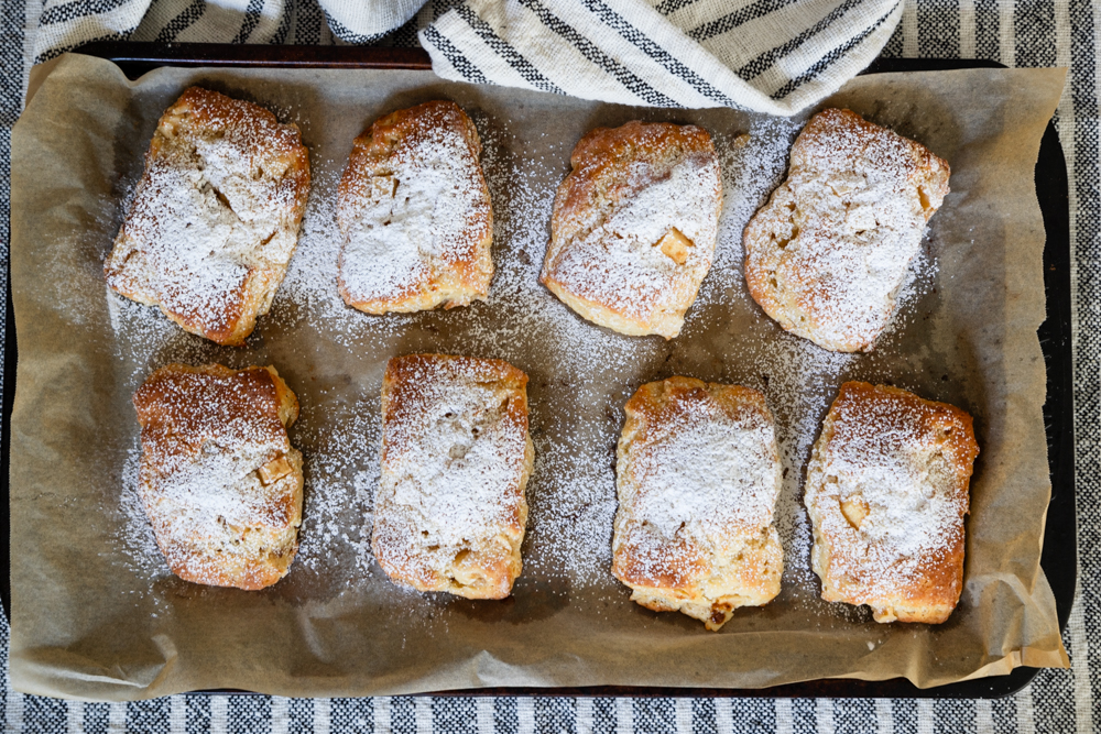 Skonsi sa jabukama, orasima i začinima (Apple Pie Scones) - So i biber blog